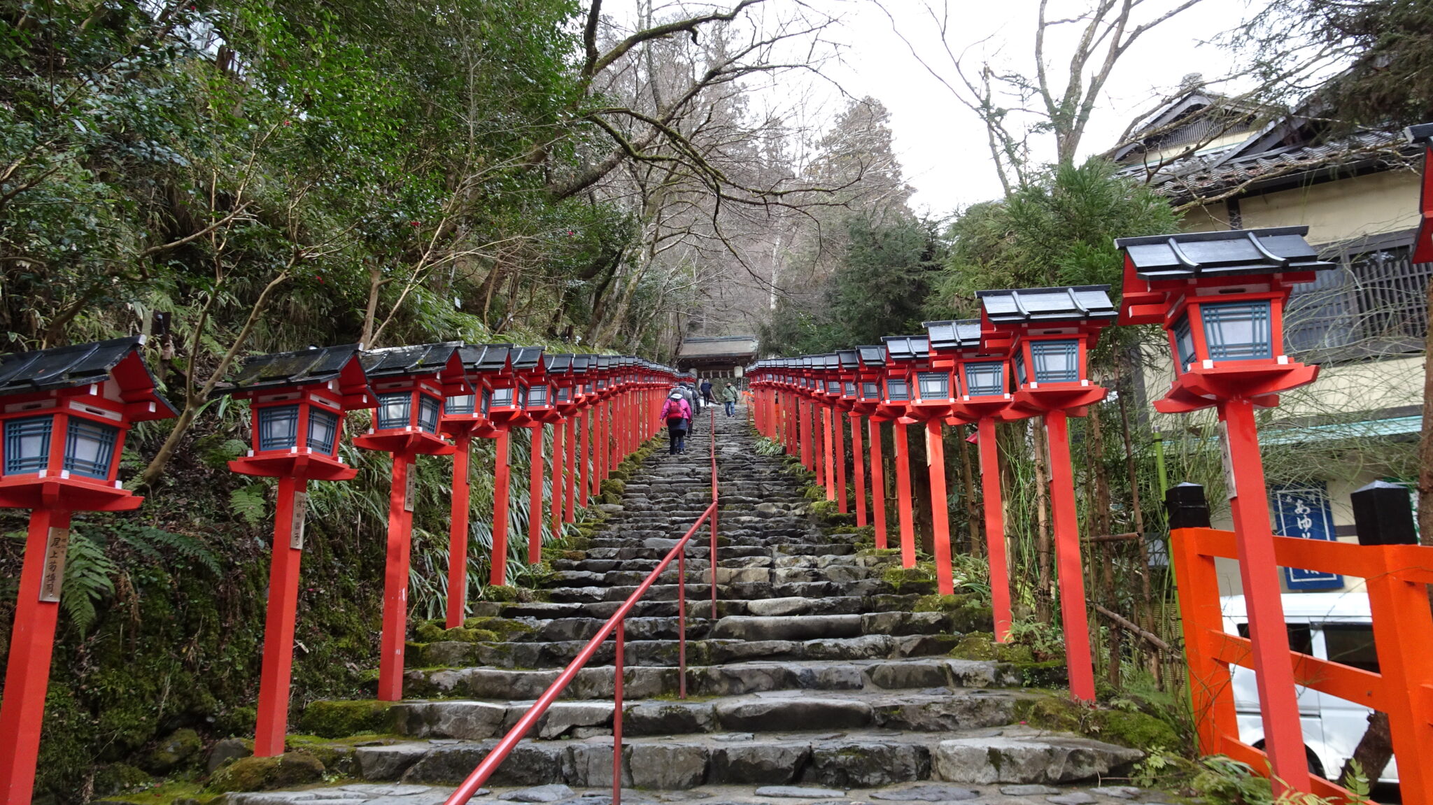 Kyoto in January | Kurama-dera Temple and Kifune Shrine | SAKURA WINE CAT